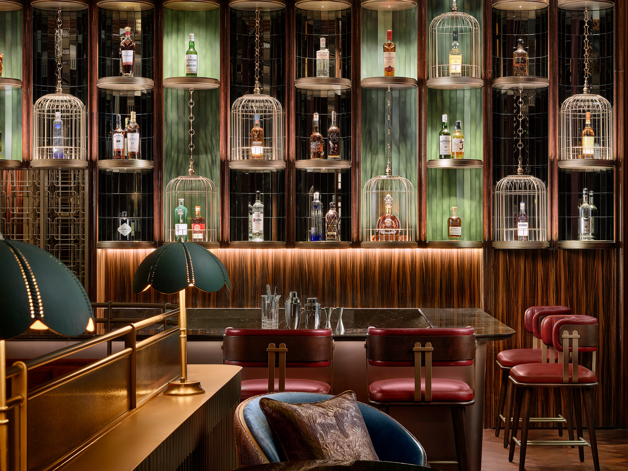 The New St. Regis Bar Singapore: Manhattan Glamour Meets Local Cocktail ...